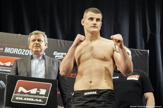 Украинский средневес Шабадаш подписал контракт с промоушеном Absolute ...